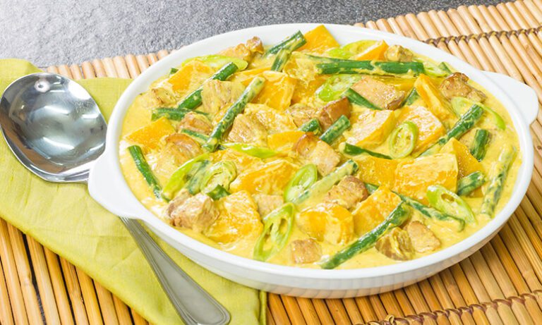 Authentic Filipino Ginataang Kalabasa at Sitaw Recipe - pinascuisine.com