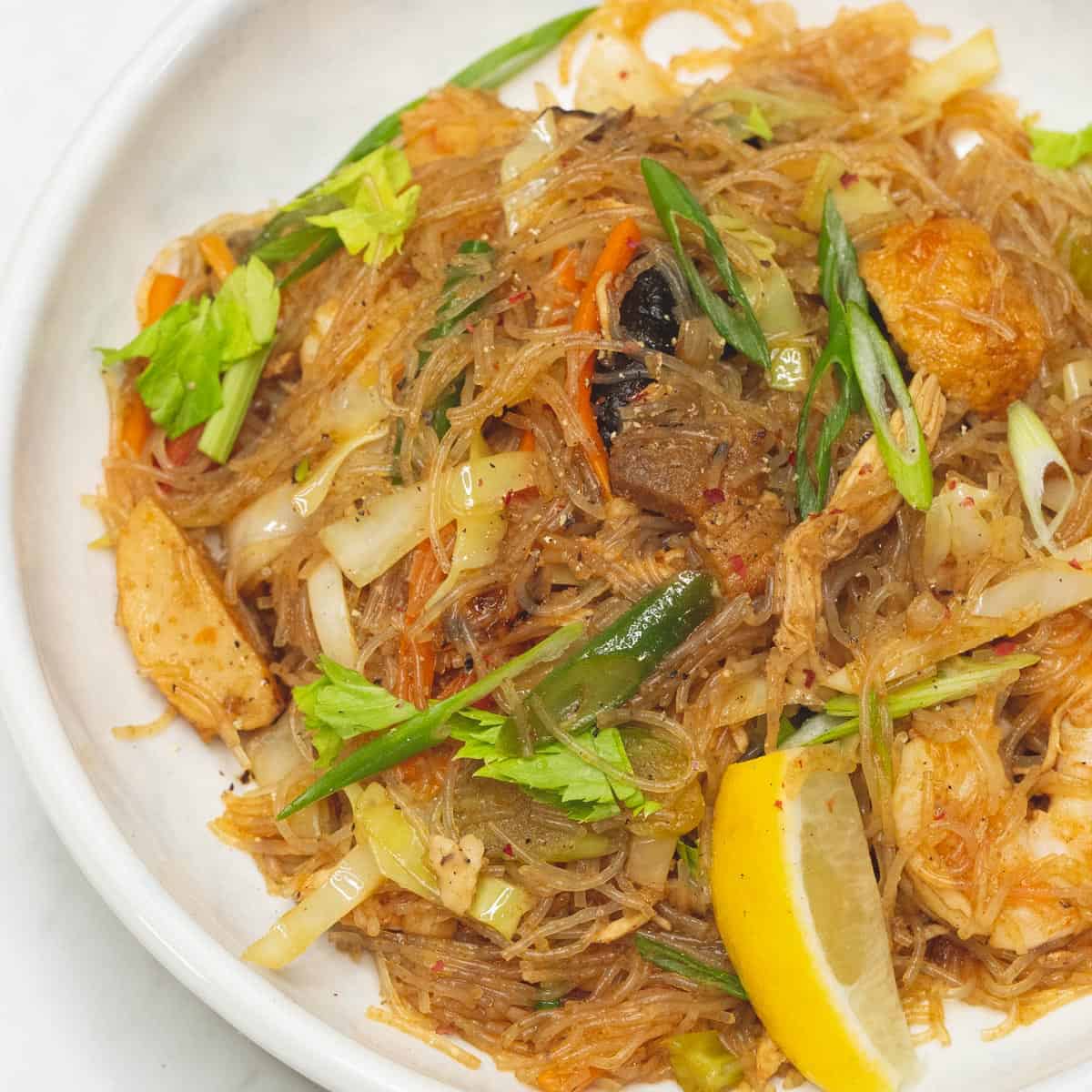 What's the Secret to Homemade Filipino Pancit? - pinascuisine.com