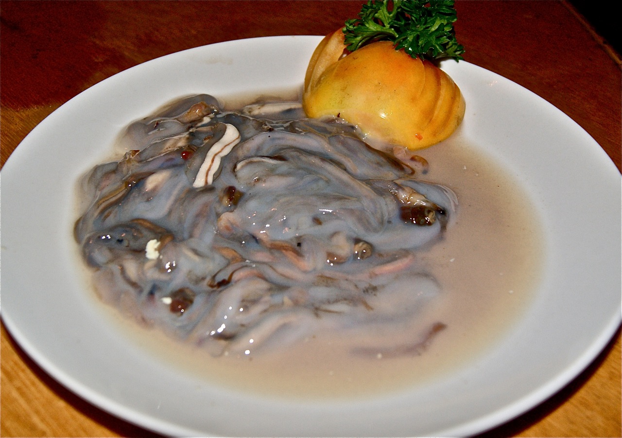 Eating Tamilok: Filipino Woodworm Delicacy - pinascuisine.com
